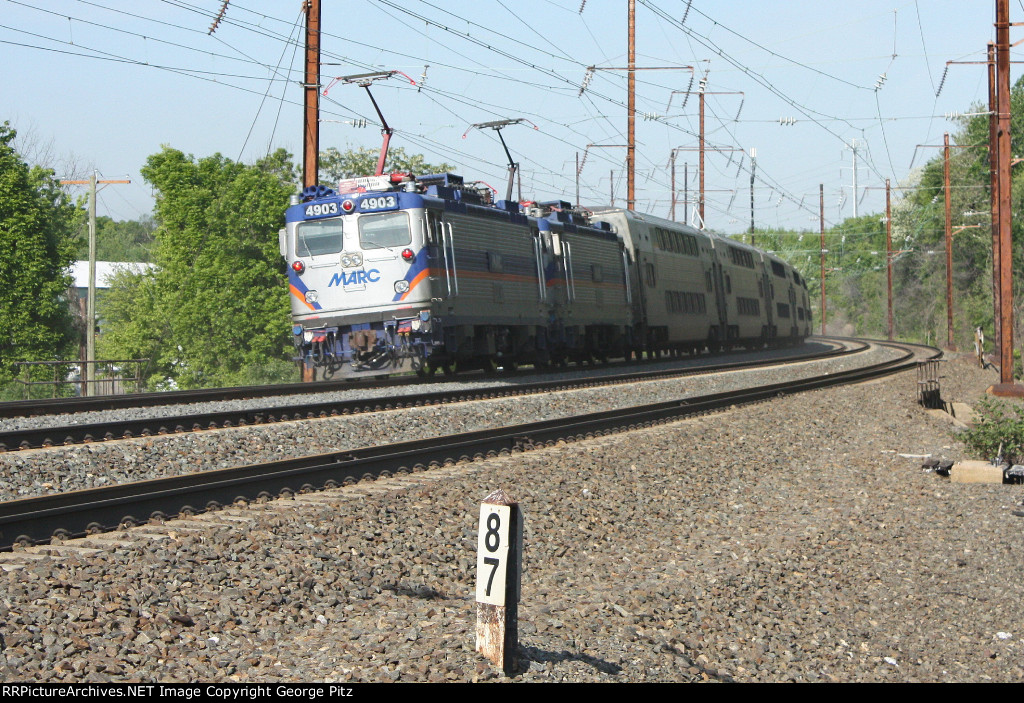 MARC train 523(12) at MP 87